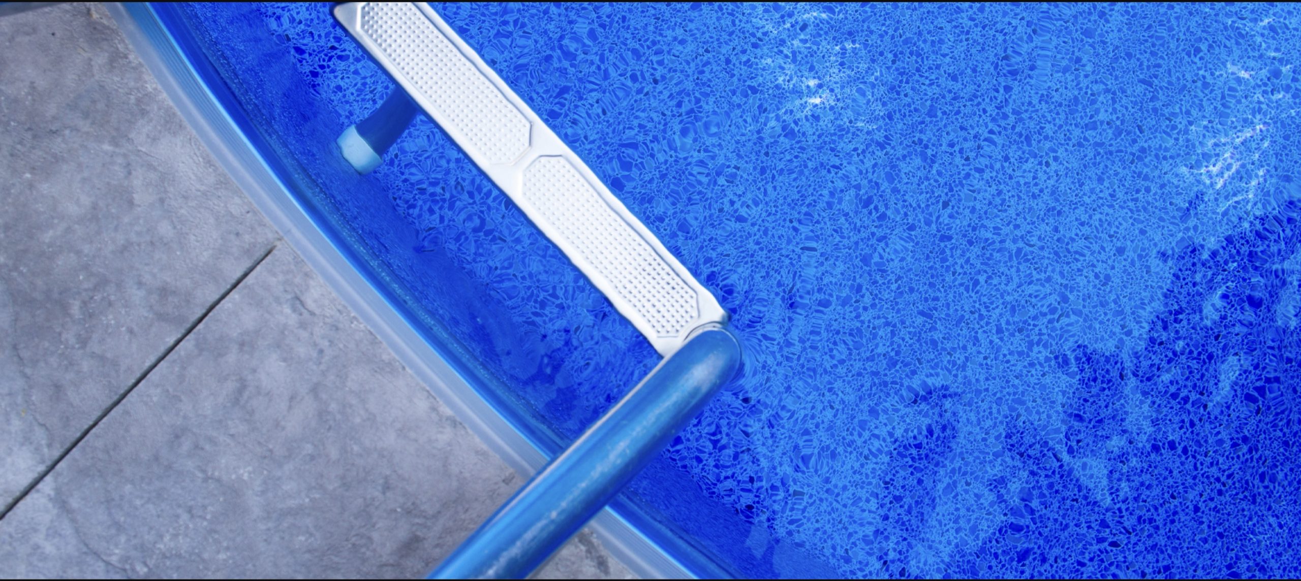 30M Insigniaa - Excel Pool Services